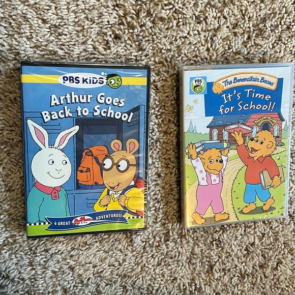 Pbs Kids | Other | Bnwt Pbs Kids Cartoons Featuring Arthur The ...